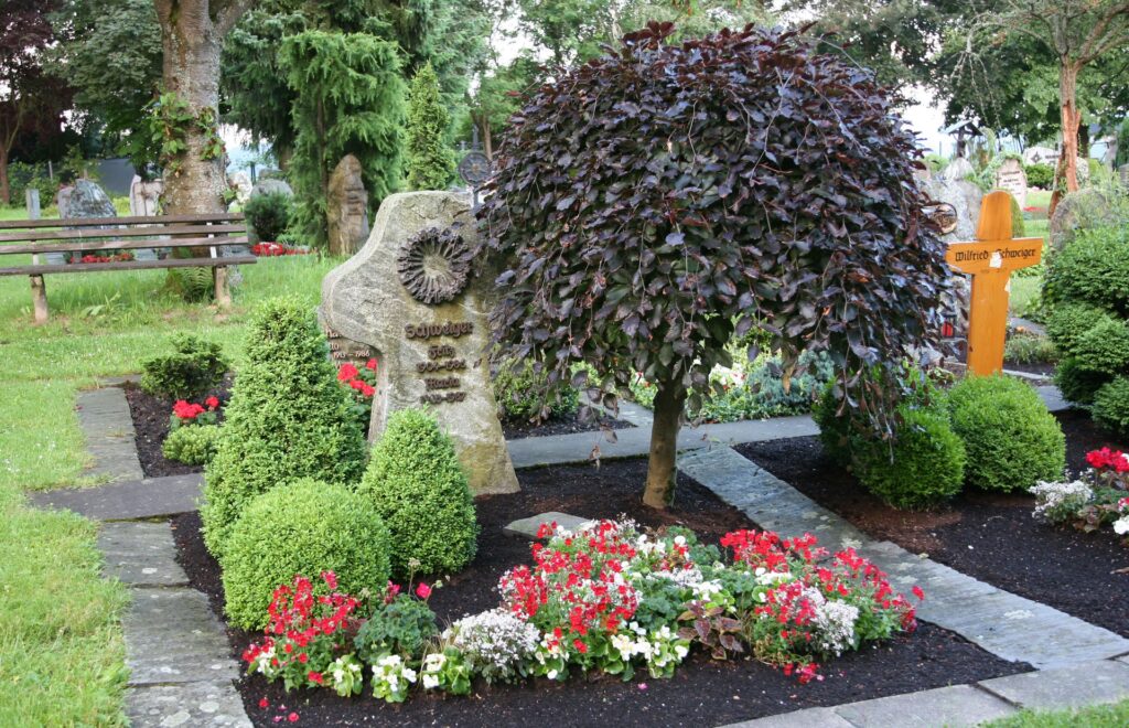 Pflanzgefae Fur Friedhof